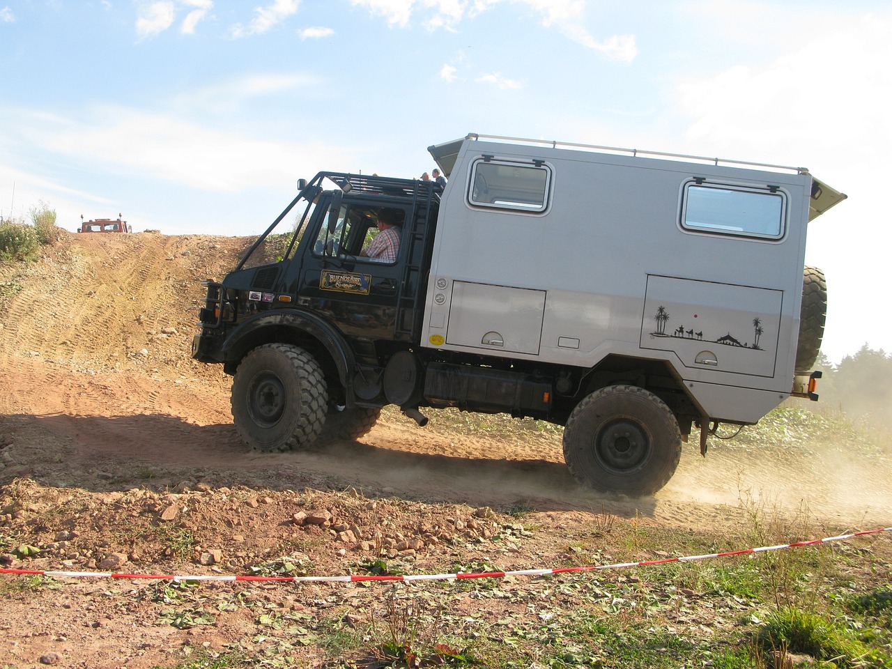 Expeditionsmobil: Dein Weg zum Abenteuer | AlpacaCamping